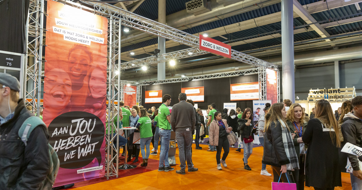 Deelname onderwijs-/studiebeurs | Vereniging Gehandicaptenzorg Nederland